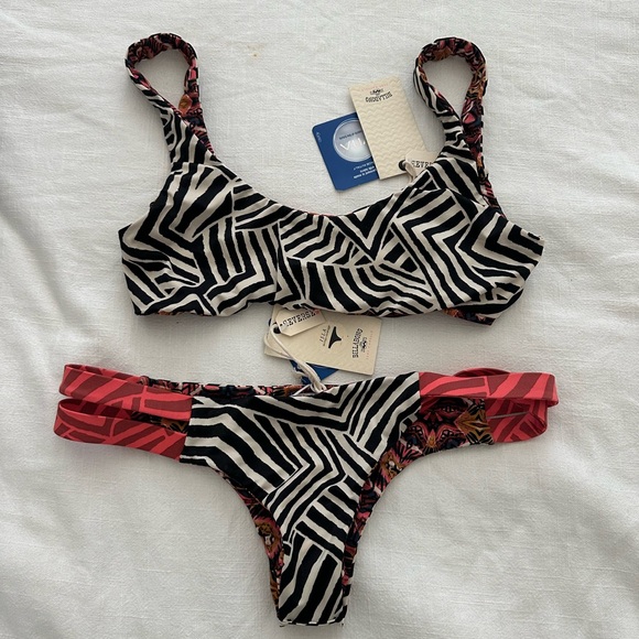 Billabong | Swim | Billabong Reversible Bikini Set New | Poshmark